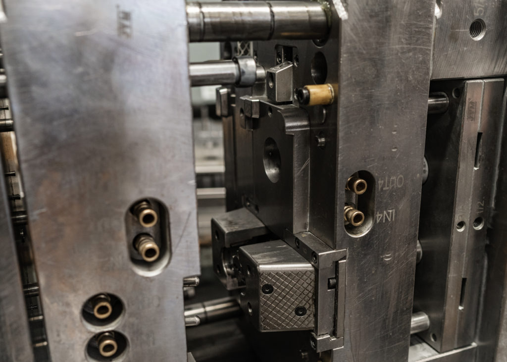 The Plastic Injection Molding Process - Rex Plastics